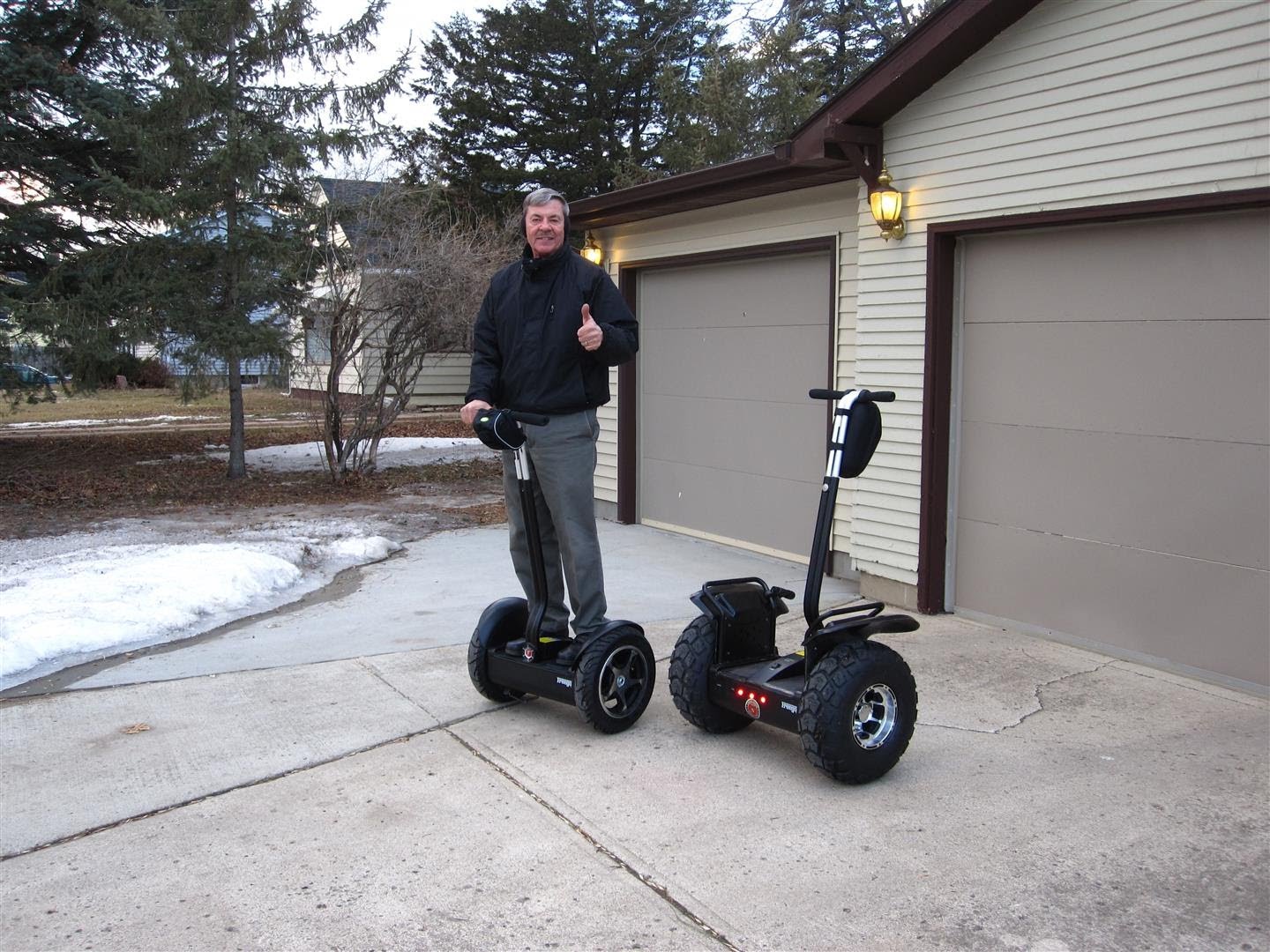 QUICK Start Guide for Self Balancing electric Vehicles with gliding tips.